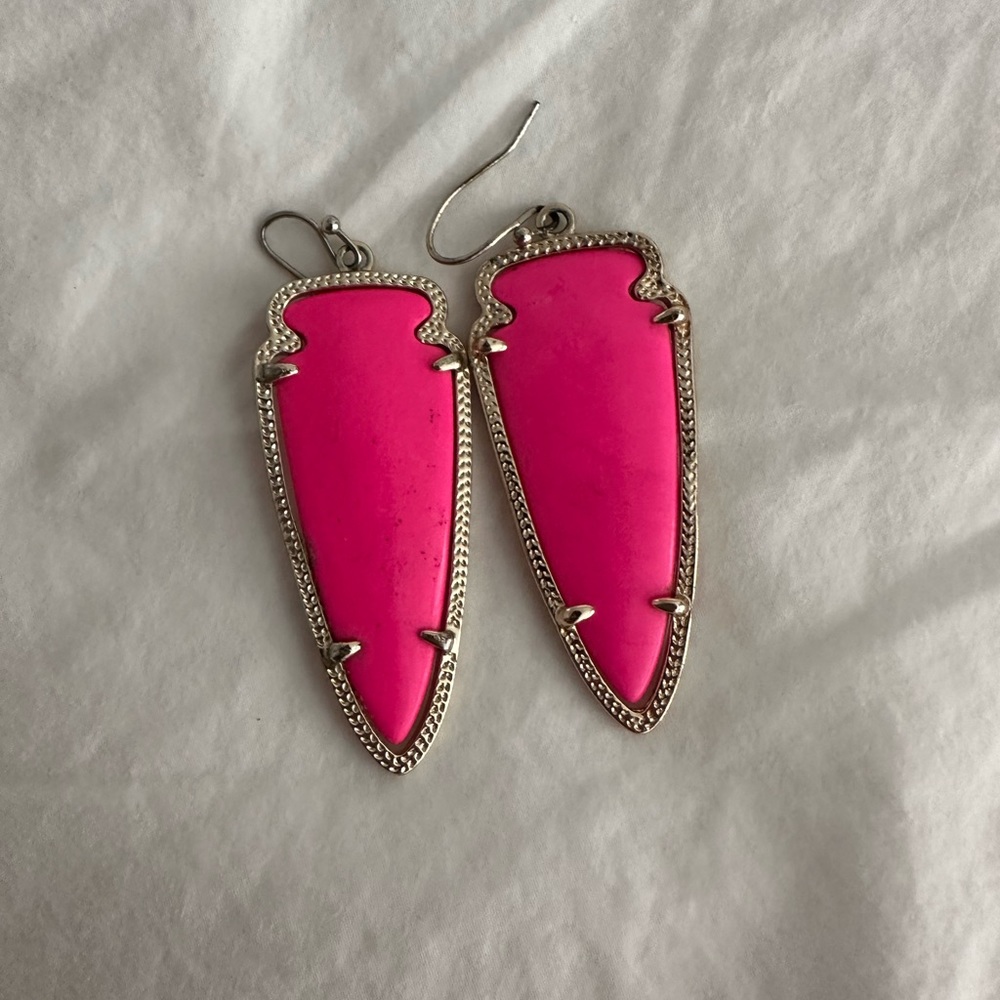 Rare Kendra Scott Neon Pink Skylar Earrings - Gem